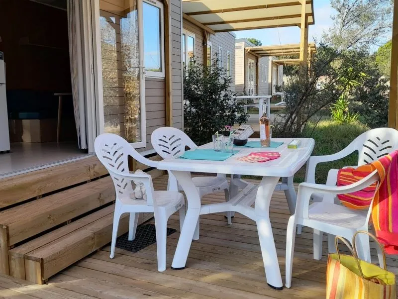 Location de Mobil home Tennessy Confort 2 Personnes dans le Camping Les ...